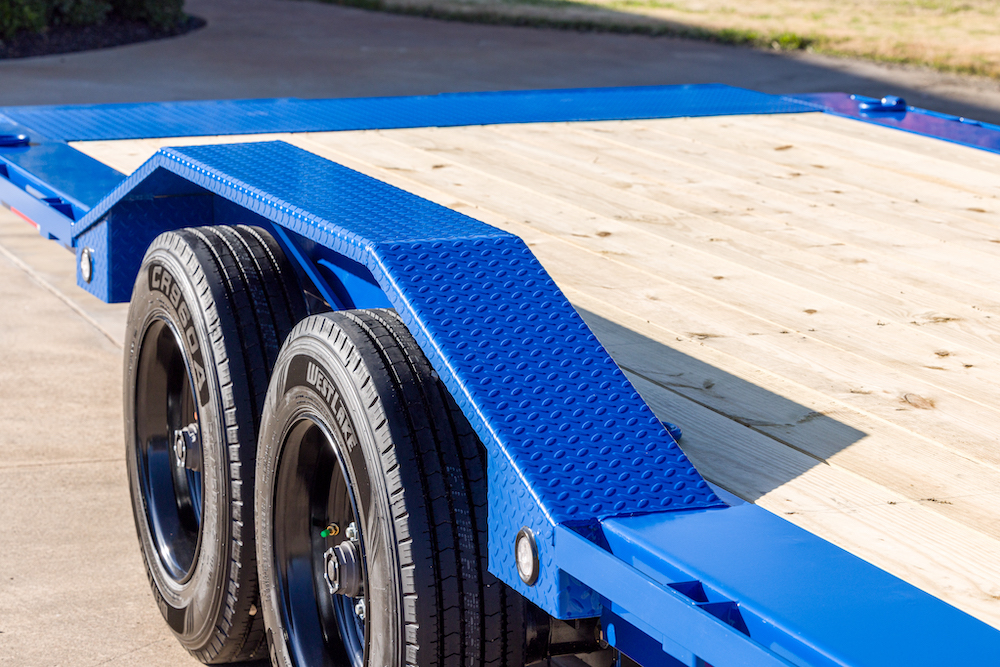 T8X Power Tilt Trailer | Powered Gooseneck Tilt | MAXX-D Trailers