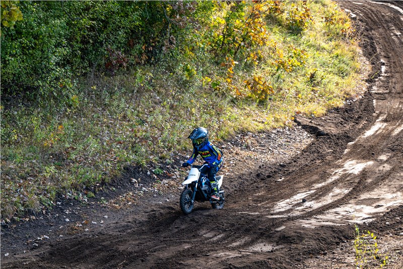 2024 CFMOTO CFX-2E | Childrens Dirt Bike