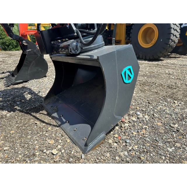 ARTB035-B 36" ROTATING TILTING GRADING BUCKET : Ahearn Equipment