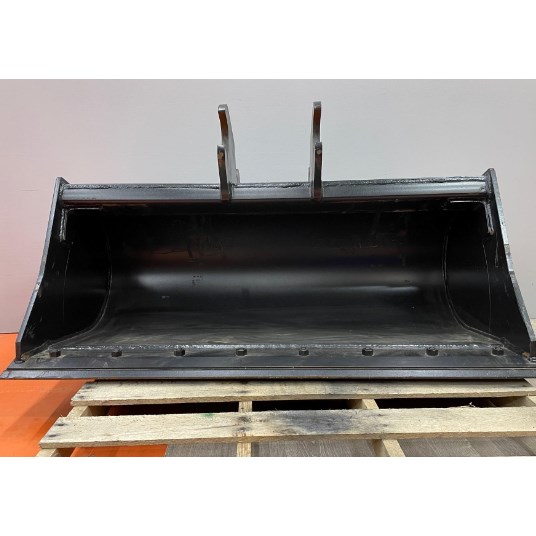 48 INCH GRADING BUCKET WITH EDGE : Ahearn Equipment