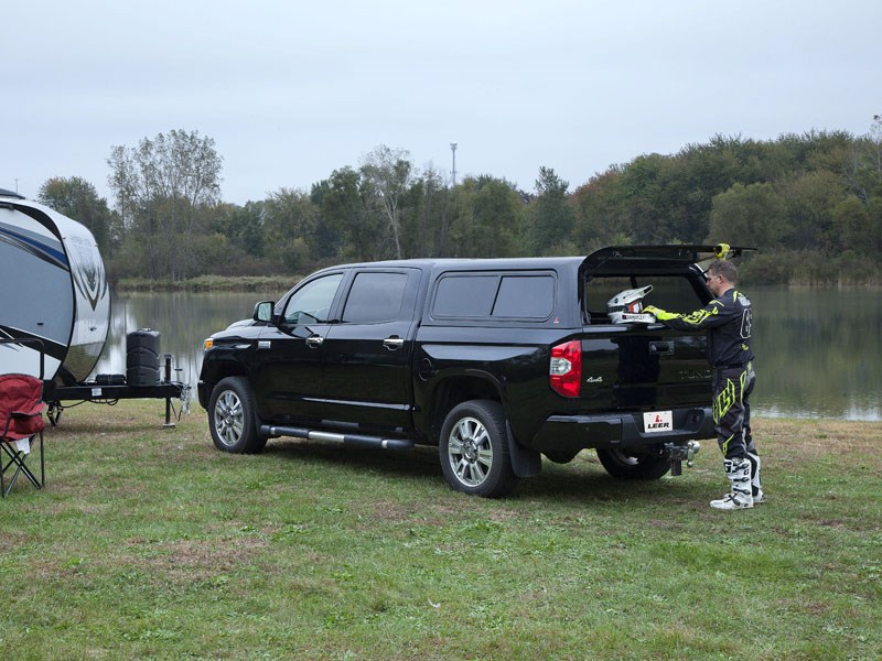 100XR | LEER | All-American Canopies