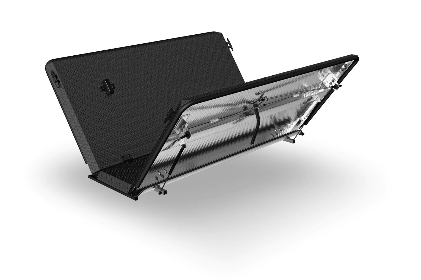 DiamondBack SE Tonneau Cover