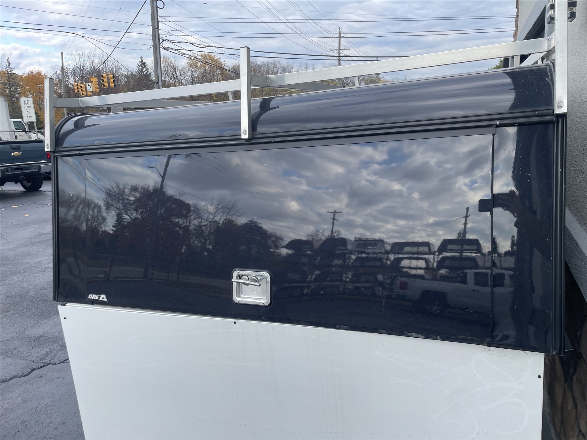 New Truck Caps at Nitro Truck and Auto Accessories
